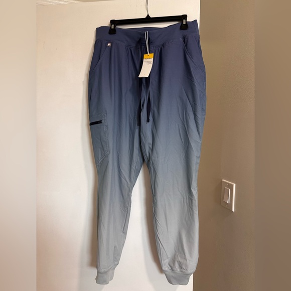 Figs | Pants & Jumpsuits | Figs Ombre Gray Cargo Pants | Poshmark
